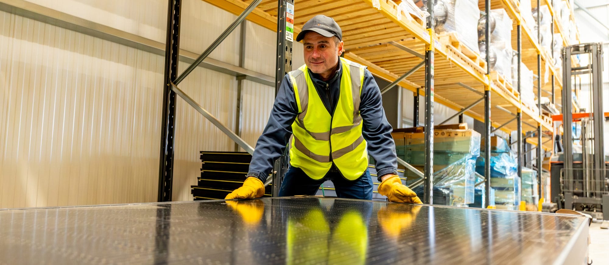 Solar Panel Logistics - SW Group